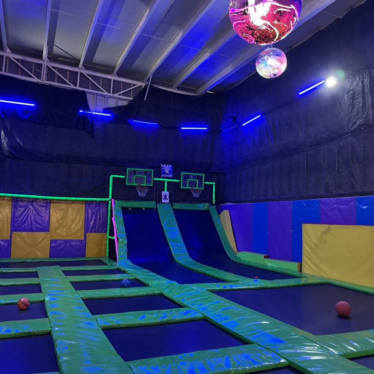 Space Jump Parque de Trampolines